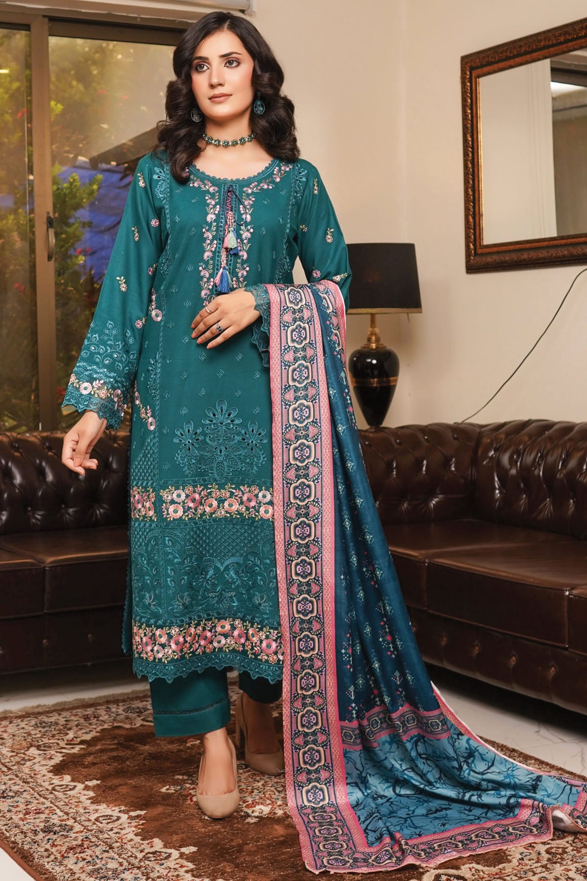 Munira - Floral Dhanak 2525 – RivaaJ